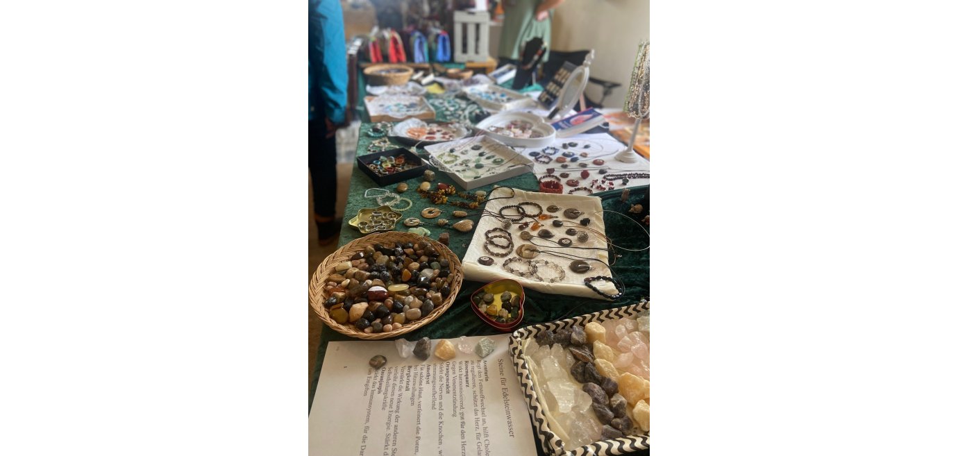 Traditioneller Handwerker- und Bauernmarkt zum Stein- und Burgfest ...