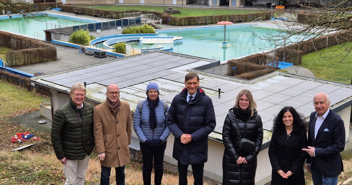 PV-Anlage im Nettebad konnte erfolgreich installiert werden | Stadt Mayen
